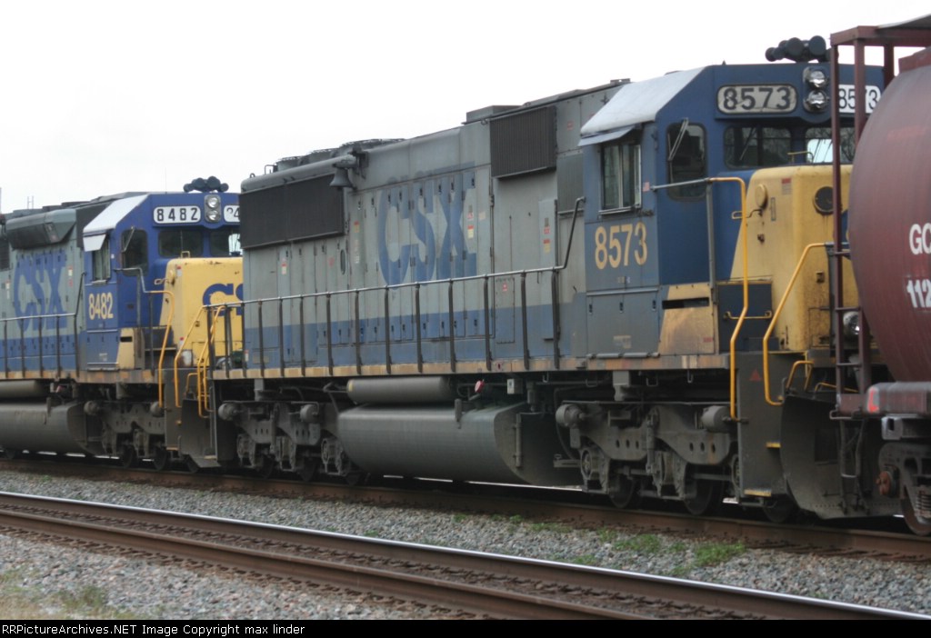 CSX 8573